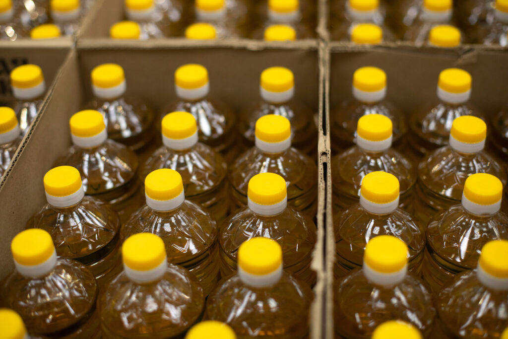 Carton Packaging in the Food Industry: Safety and Efficiency